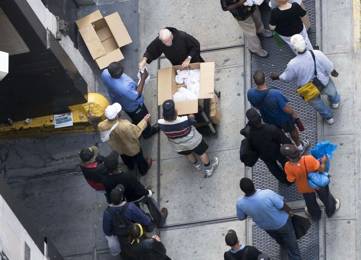 Franciscan MinistrySt. Francis Breadline, Circa 1930, Serves Food, Hope ...
